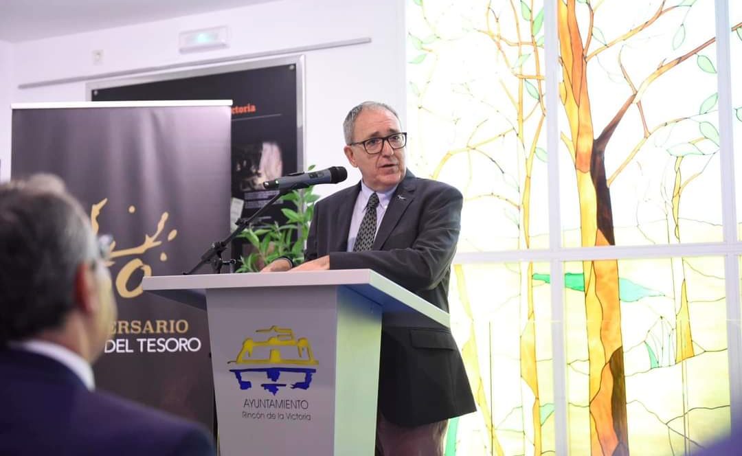 El investigador Pedro Cantalejo, reconocido con motivo del 190º aniversario del primer ...