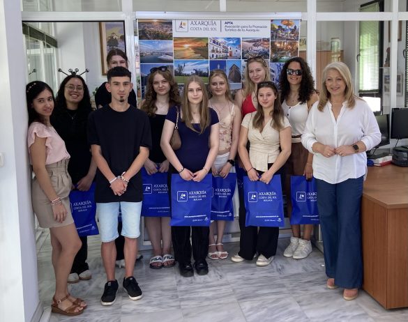 APTA recibe a un grupo de estudiantes del programa Erasmus+ para ...